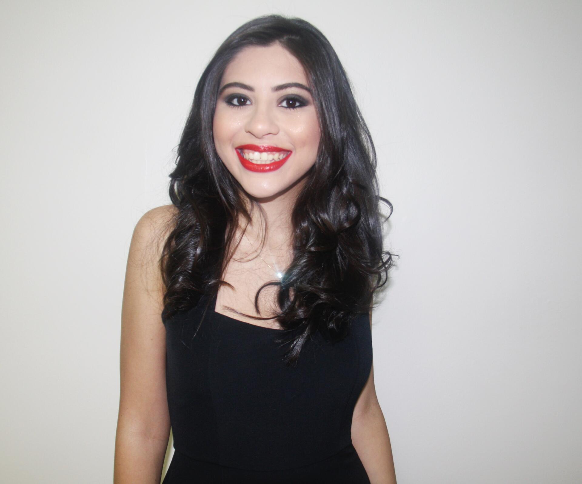 Isabella Silva Ferreira – Walker