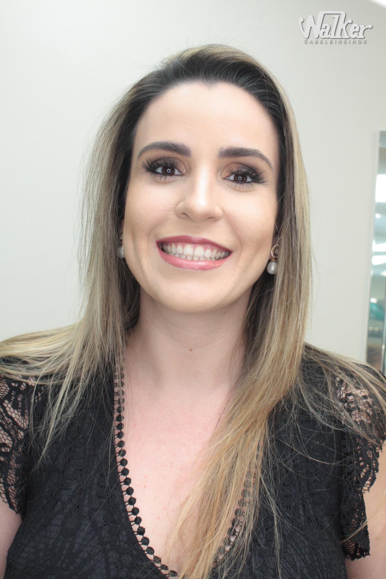 BRUNA DELFINO – Walker